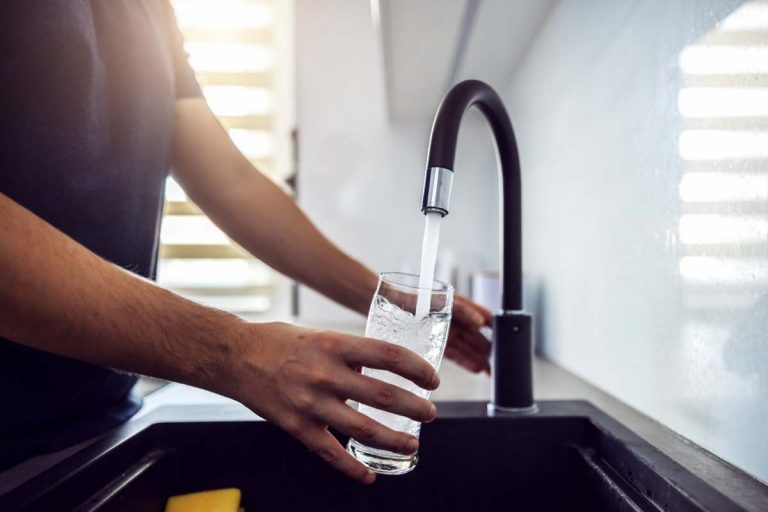 Check the quality of your tap water with UFC Que Choisir